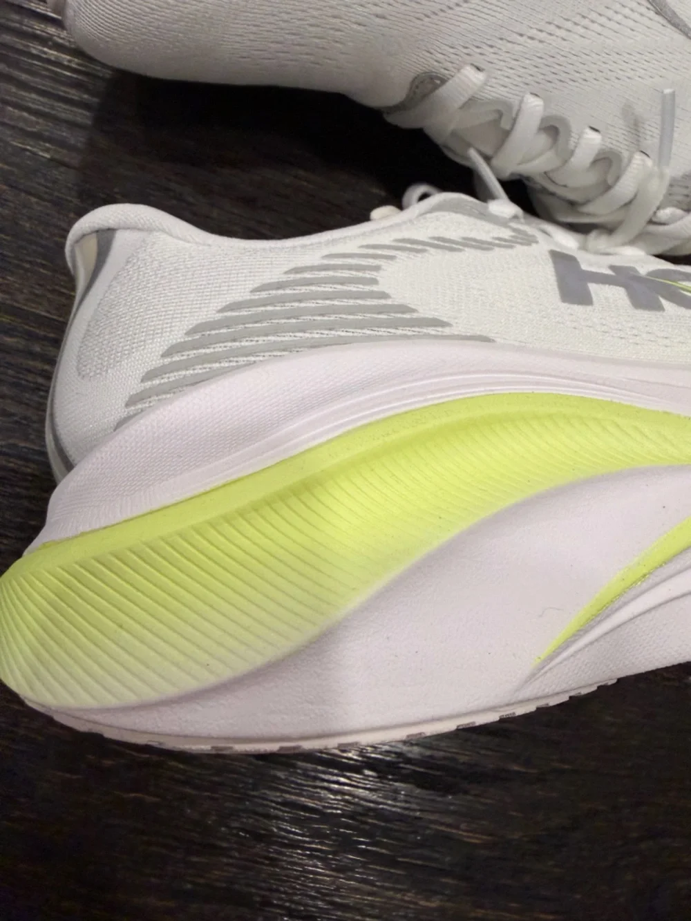 Hoka | Shoes | Hoka One One Skyward X 2 Womens 7b White Metallic ...